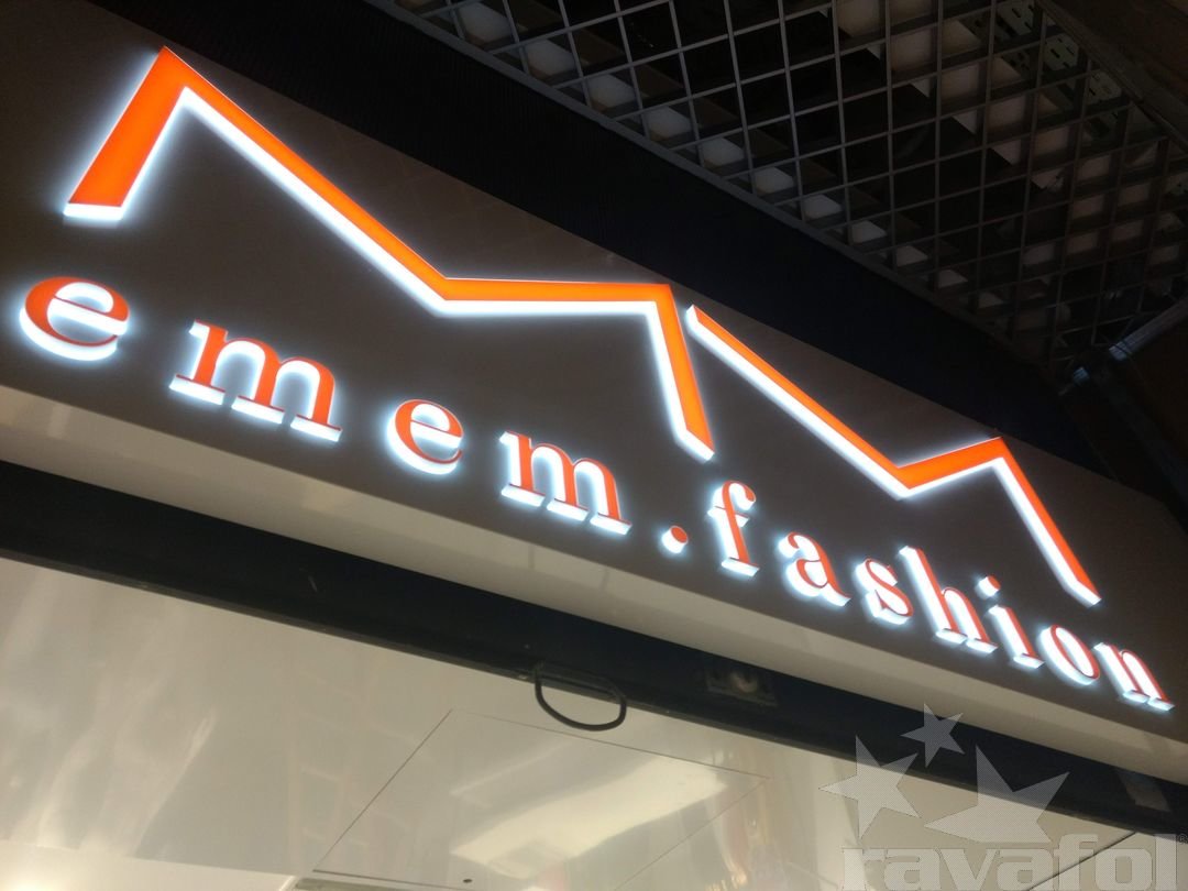 emem fashion - RAVAFOL